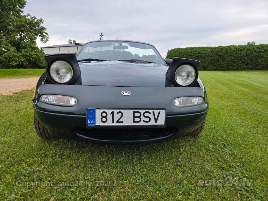Zaļš Mazda MX-5 1994 Tallina, ar dzinēja tilpumu 1.80 L un nobraukumu 183 tūkst. km par 15000 €, foto 9 vietnē AUTOMOTO.COM.LV