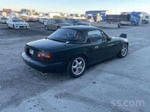 Zaļš Mazda MX-5 1994 Rīga, ar dzinēja tilpumu 1.80 L un nobraukumu 230 tūkst. km par 5000 €, foto 3 vietnē AUTOMOTO.COM.LV