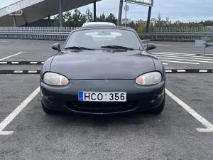 Green Mazda MX-5 1999 in Vilnius, with an engine capacity of 1.60 L and mileage of 203 thousand km for 1700 €, photo 7 on AUTOMOTO.COM.LV