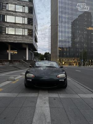 Zaļš Mazda MX-5 1999 Viļņa, ar dzinēja tilpumu 1.60 L un nobraukumu 180 tūkst. km par 3200 €, foto 4 vietnē AUTOMOTO.COM.LV