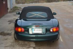 Green Mazda MX-5 2000 in Kaunas, with an engine capacity of 1.60 L and mileage of 155 thousand km for 4800 €, photo 4 on AUTOMOTO.COM.LV