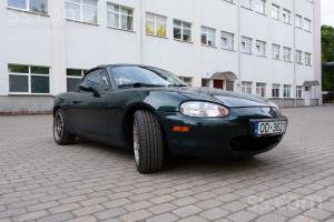 Зеленый Мазда МХ-5 2000 в Рига, объемом двигателя 1.80 л и пробегом 173 тыс. км за 7500 €, фото 6 на AUTOMOTO.COM.LV
