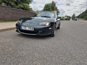Green Mazda MX-5 2000 in Vilnius, with an engine capacity of 1.84 L and mileage of 216 thousand km for 5500 €, photo 4 on AUTOMOTO.COM.LV