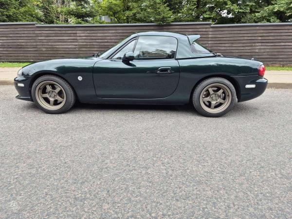 Zaļš Mazda MX-5 2000 Viļņa, ar dzinēja tilpumu 1.84 L un nobraukumu 216 tūkst. km par 5500 €, foto 5 vietnē AUTOMOTO.COM.LV