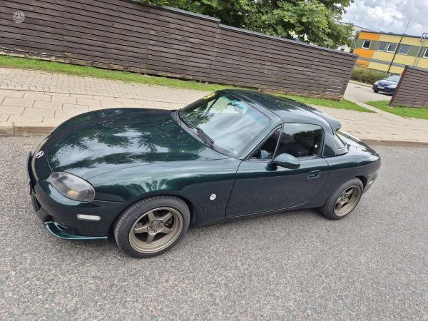 Zaļš Mazda MX-5 2000 Viļņa, ar dzinēja tilpumu 1.84 L un nobraukumu 216 tūkst. km par 5500 €, foto 8 vietnē AUTOMOTO.COM.LV