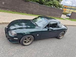 Green Mazda MX-5 2000 in Vilnius, with an engine capacity of 1.84 L and mileage of 216 thousand km for 5500 €, photo 9 on AUTOMOTO.COM.LV