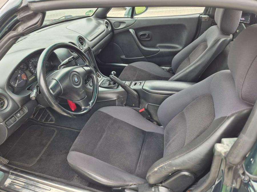 Green Mazda MX-5 2000 in Vilnius, with an engine capacity of 1.84 L and mileage of 216 thousand km for 5500 €, photo 10 on AUTOMOTO.COM.LV