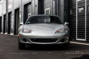 Pelēks Mazda MX-5 2003 Tallina, ar dzinēja tilpumu 1.60 L un nobraukumu 158 tūkst. km par 6790 €, foto 4 vietnē AUTOMOTO.COM.LV