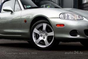 Pelēks Mazda MX-5 2003 Tallina, ar dzinēja tilpumu 1.60 L un nobraukumu 158 tūkst. km par 6790 €, foto 9 vietnē AUTOMOTO.COM.LV