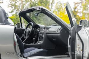 Pelēks Mazda MX-5 2003 Tallina, ar dzinēja tilpumu 1.60 L un nobraukumu 158 tūkst. km par 6790 €, foto 11 vietnē AUTOMOTO.COM.LV