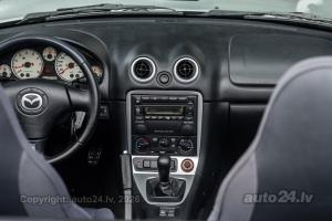 Pelēks Mazda MX-5 2003 Tallina, ar dzinēja tilpumu 1.60 L un nobraukumu 158 tūkst. km par 6790 €, foto 15 vietnē AUTOMOTO.COM.LV
