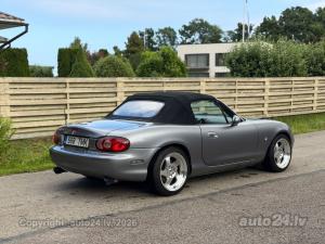 Pelēks Mazda MX-5 2004 Tallina, ar dzinēja tilpumu 1.60 L un nobraukumu 150 tūkst. km par 10500 €, foto 3 vietnē AUTOMOTO.COM.LV