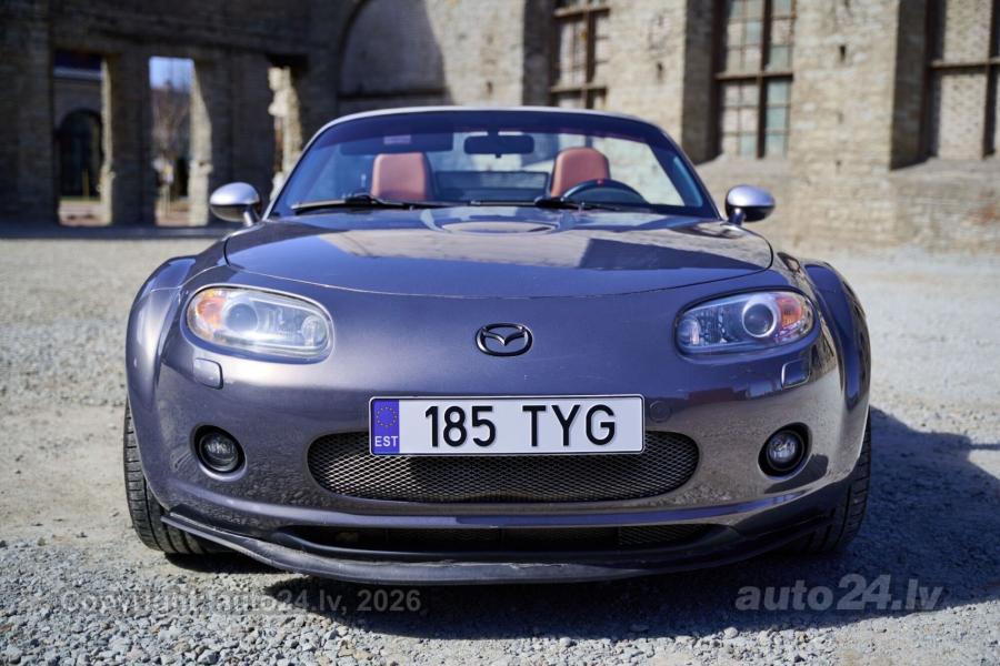 Pelēks Mazda MX-5 2006 Tallina, ar dzinēja tilpumu 2.00 L un nobraukumu 253 tūkst. km par 8500 €, foto 8 vietnē AUTOMOTO.COM.LV