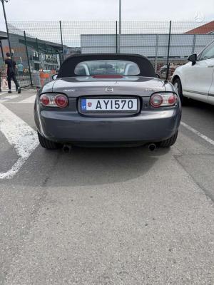 Pelēks Mazda MX-5 2006 Kauņa, ar dzinēja tilpumu 2.50 L un nobraukumu 207 tūkst. km par 5900 €, foto 6 vietnē AUTOMOTO.COM.LV