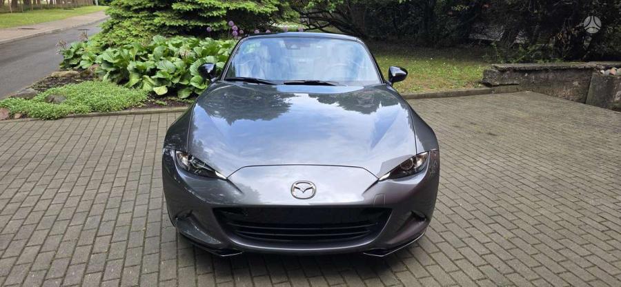 Pelēks Mazda MX-5 2021 Klaipėda, ar dzinēja tilpumu 2.00 L un nobraukumu 17 tūkst. km par 18400 €, foto 7 vietnē AUTOMOTO.COM.LV