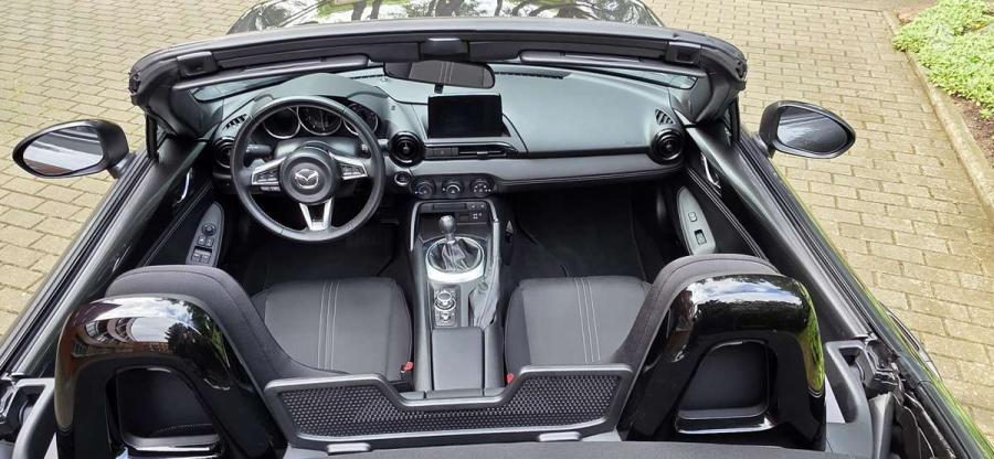 Pelēks Mazda MX-5 2021 Klaipėda, ar dzinēja tilpumu 2.00 L un nobraukumu 17 tūkst. km par 18400 €, foto 14 vietnē AUTOMOTO.COM.LV