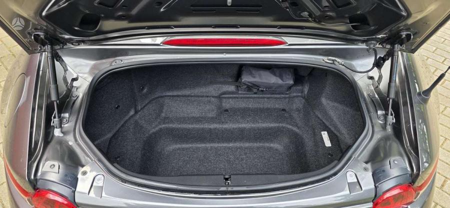 Pelēks Mazda MX-5 2021 Klaipėda, ar dzinēja tilpumu 2.00 L un nobraukumu 17 tūkst. km par 18400 €, foto 19 vietnē AUTOMOTO.COM.LV