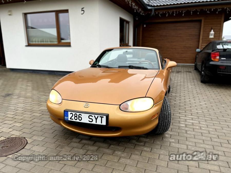 Oranžs Mazda MX-5 1998 Tallina, ar dzinēja tilpumu 1.60 L un nobraukumu 154 tūkst. km par 7500 €, foto 13 vietnē AUTOMOTO.COM.LV