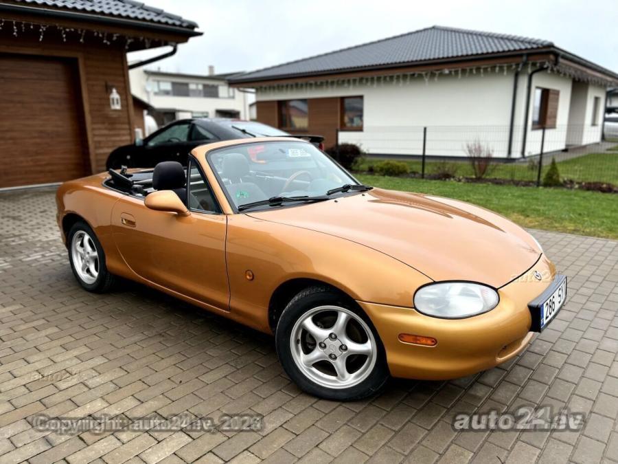 Oranžs Mazda MX-5 1998 Tallina, ar dzinēja tilpumu 1.60 L un nobraukumu 154 tūkst. km par 7500 €, foto 14 vietnē AUTOMOTO.COM.LV