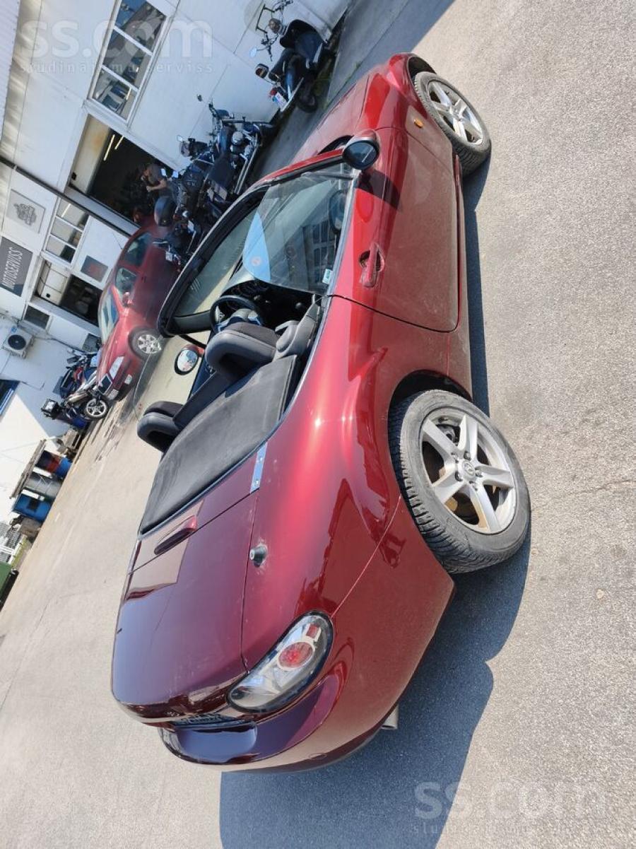 Sarkans Mazda MX-5 2006 Rīga, ar dzinēja tilpumu 1.80 L un nobraukumu 175 tūkst. km par 3700 €, foto 9 vietnē AUTOMOTO.COM.LV