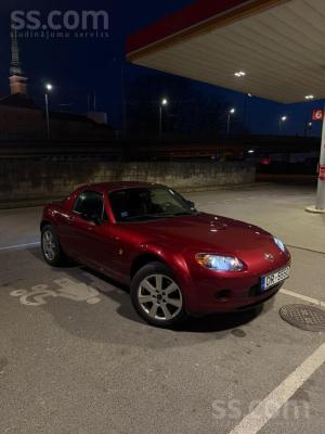 Sarkans Mazda MX-5 2007 Rīga, ar dzinēja tilpumu 1.80 L un nobraukumu 100 tūkst. km par 5000 €, foto 5 vietnē AUTOMOTO.COM.LV
