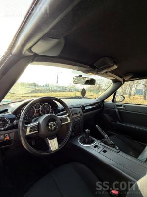 Sarkans Mazda MX-5 2007 Rīga, ar dzinēja tilpumu 1.80 L un nobraukumu 100 tūkst. km par 5000 €, foto 8 vietnē AUTOMOTO.COM.LV
