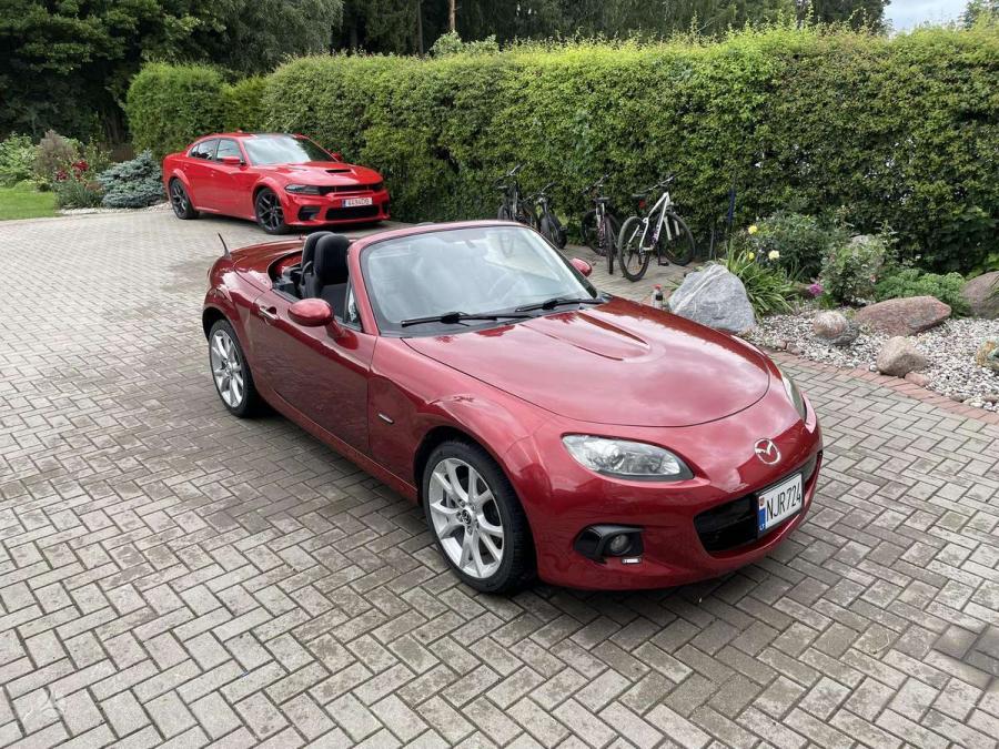 Red Mazda MX-5 2014 in Taurage, with an engine capacity of 2.00 L and mileage of 202 thousand km for 6900 €, photo 1 on AUTOMOTO.COM.LV