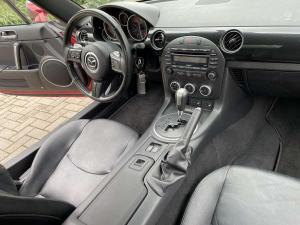 Red Mazda MX-5 2014 in Taurage, with an engine capacity of 2.00 L and mileage of 202 thousand km for 6900 €, photo 11 on AUTOMOTO.COM.LV