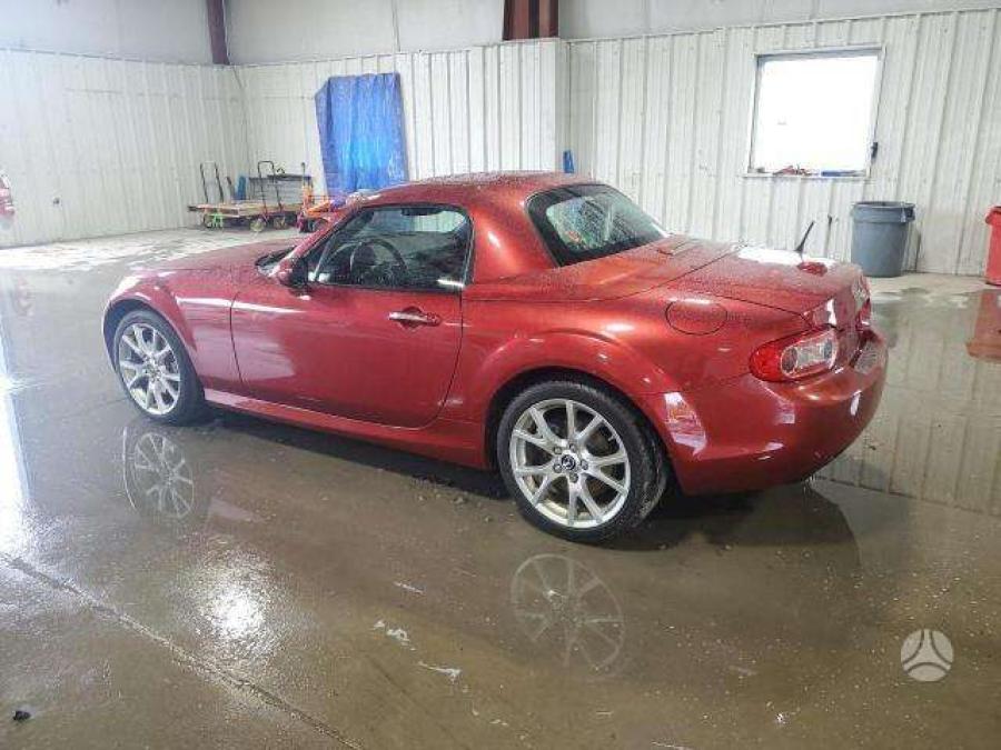 Red Mazda MX-5 2014 in Taurage, with an engine capacity of 2.00 L and mileage of 202 thousand km for 6900 €, photo 44 on AUTOMOTO.COM.LV