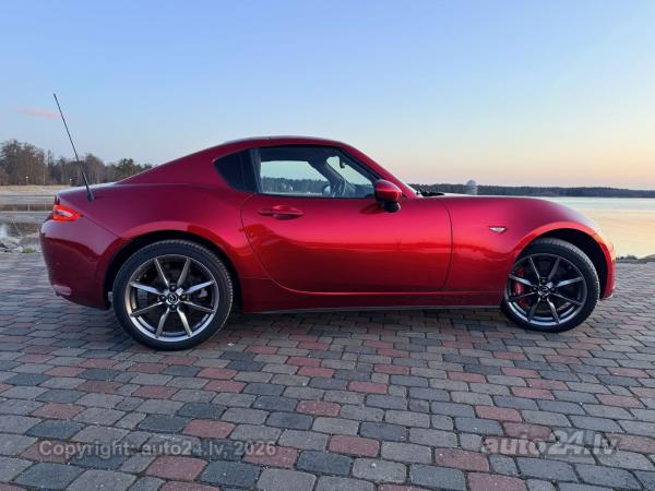 Red Mazda MX-5 2021 in Tallinn, with an engine capacity of 2.00 L and mileage of 37 thousand km for 29500 €, photo 3 on AUTOMOTO.COM.LV