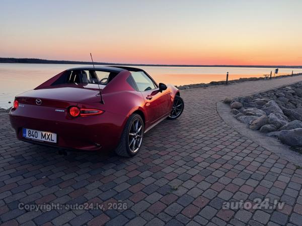 Red Mazda MX-5 2021 in Tallinn, with an engine capacity of 2.00 L and mileage of 37 thousand km for 29500 €, photo 8 on AUTOMOTO.COM.LV