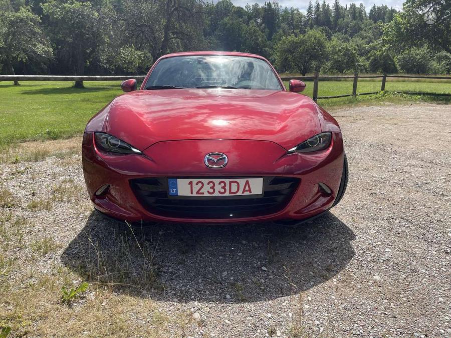Sarkans Mazda MX-5 2017 Tauragė, ar dzinēja tilpumu 2.00 L un nobraukumu 66 tūkst. km par 14800 €, foto 3 vietnē AUTOMOTO.COM.LV
