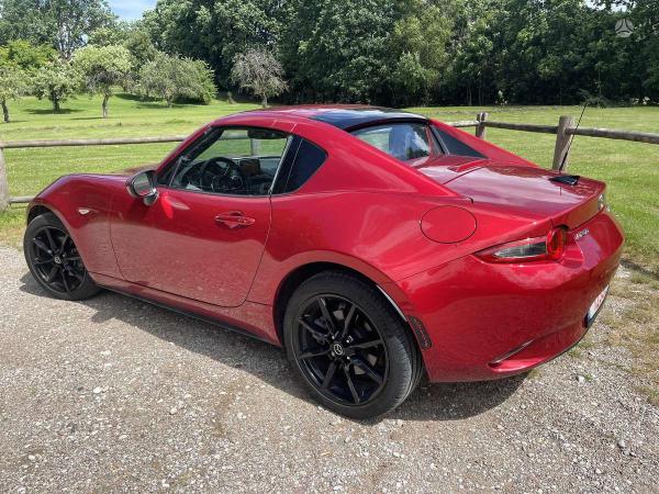 Red Mazda MX-5 2017 in Taurage, with an engine capacity of 2.00 L and mileage of 66 thousand km for 14800 €, photo 6 on AUTOMOTO.COM.LV