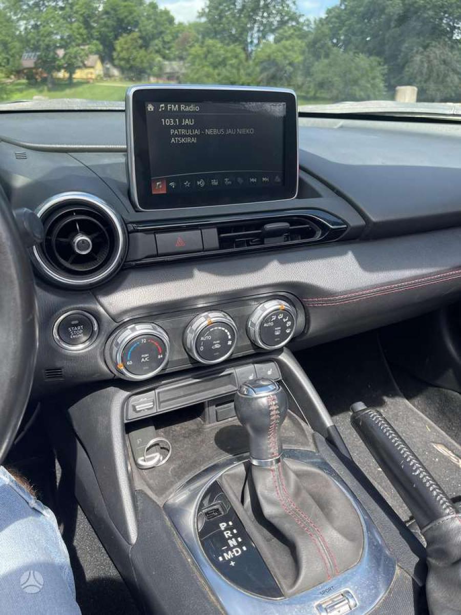 Sarkans Mazda MX-5 2017 Tauragė, ar dzinēja tilpumu 2.00 L un nobraukumu 66 tūkst. km par 14800 €, foto 18 vietnē AUTOMOTO.COM.LV