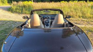 Violet Mazda MX-5 2003 in Vilnius, with an engine capacity of 1.60 L and mileage of 310 thousand km for 2900 €, photo 16 on AUTOMOTO.COM.LV