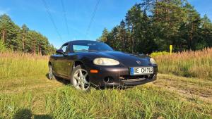 Violet Mazda MX-5 2003 in Vilnius, with an engine capacity of 1.60 L and mileage of 310 thousand km for 2900 €, photo 33 on AUTOMOTO.COM.LV