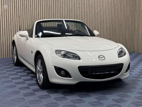 Balts Mazda MX-5 2009 Marijampole, ar dzinēja tilpumu 1.80 L un nobraukumu 156 tūkst. km par 7500 €, foto 1 vietnē AUTOMOTO.COM.LV