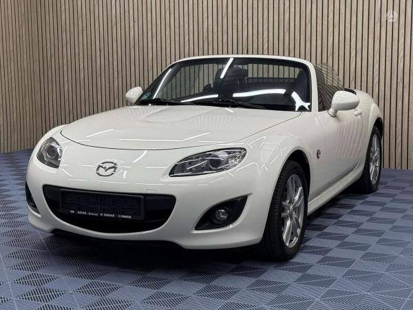 Balts Mazda MX-5 2009 Marijampole, ar dzinēja tilpumu 1.80 L un nobraukumu 156 tūkst. km par 7500 €, foto 5 vietnē AUTOMOTO.COM.LV