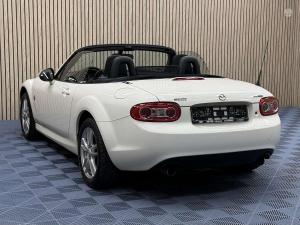 Balts Mazda MX-5 2009 Marijampole, ar dzinēja tilpumu 1.80 L un nobraukumu 156 tūkst. km par 7500 €, foto 6 vietnē AUTOMOTO.COM.LV