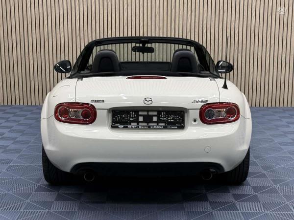 Balts Mazda MX-5 2009 Marijampole, ar dzinēja tilpumu 1.80 L un nobraukumu 156 tūkst. km par 7500 €, foto 7 vietnē AUTOMOTO.COM.LV