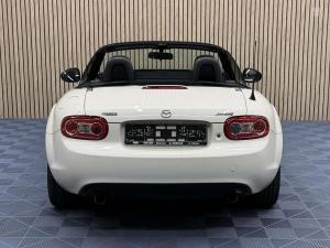 Balts Mazda MX-5 2009 Marijampole, ar dzinēja tilpumu 1.80 L un nobraukumu 156 tūkst. km par 7500 €, foto 7 vietnē AUTOMOTO.COM.LV