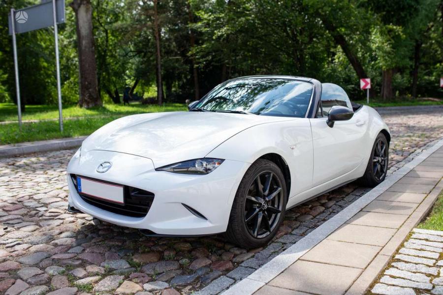 Balts Mazda MX-5 2016 Kauņa, ar dzinēja tilpumu 2.00 L un nobraukumu 72 tūkst. km par 12300 €, foto 1 vietnē AUTOMOTO.COM.LV