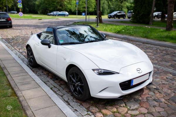 Balts Mazda MX-5 2016 Kauņa, ar dzinēja tilpumu 2.00 L un nobraukumu 72 tūkst. km par 12300 €, foto 2 vietnē AUTOMOTO.COM.LV