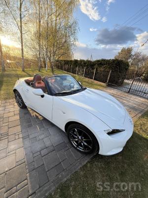 Balts Mazda MX-5 2020 Ludza, ar dzinēja tilpumu 2.00 L un nobraukumu 4 tūkst. km par 28650 €, foto 3 vietnē AUTOMOTO.COM.LV