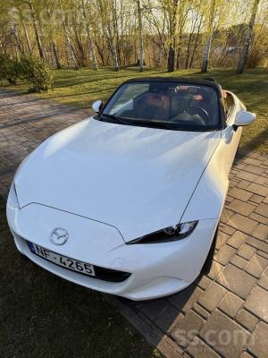 Balts Mazda MX-5 2020 Ludza, ar dzinēja tilpumu 2.00 L un nobraukumu 4 tūkst. km par 28650 €, foto 8 vietnē AUTOMOTO.COM.LV
