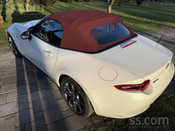 Balts Mazda MX-5 2020 Ludza, ar dzinēja tilpumu 2.00 L un nobraukumu 4 tūkst. km par 28650 €, foto 9 vietnē AUTOMOTO.COM.LV