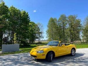 Dzeltens Mazda MX-5 2000 Tallina, ar dzinēja tilpumu 1.60 L un nobraukumu 67 tūkst. km par 6500 €, foto  vietnē AUTOMOTO.COM.LV