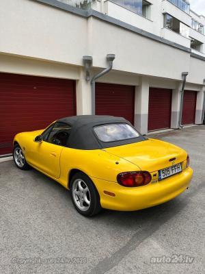 Dzeltens Mazda MX-5 2000 Tallina, ar dzinēja tilpumu 1.60 L un nobraukumu 67 tūkst. km par 6500 €, foto 4 vietnē AUTOMOTO.COM.LV