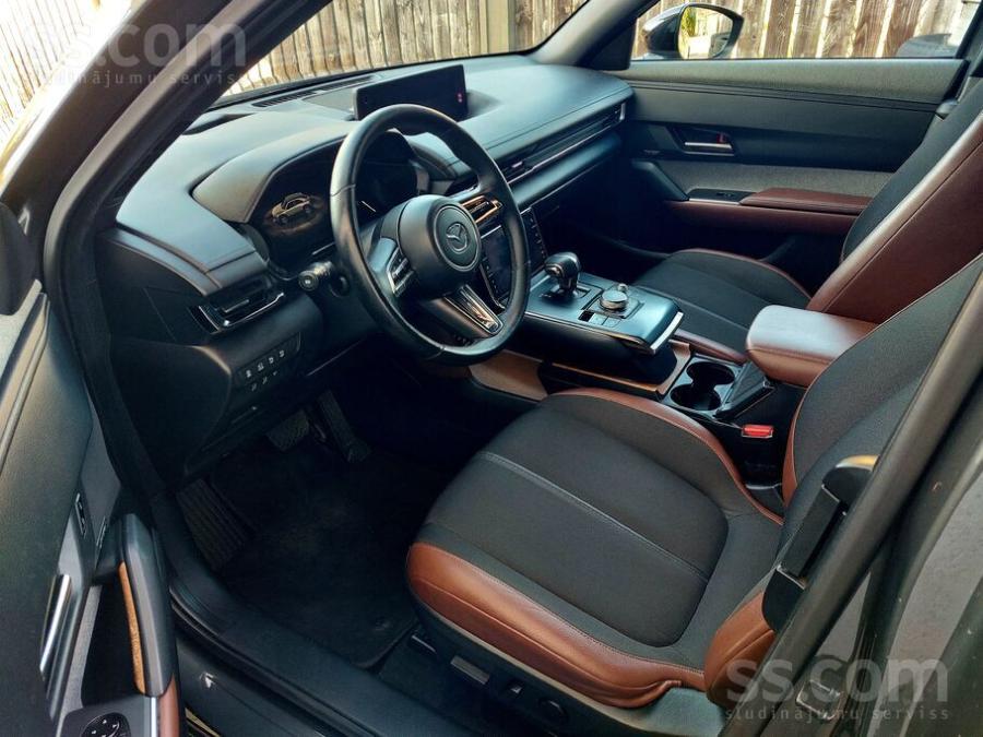 Pelēks Mazda MX 2020 Rīga, ar dzinēja tilpumu 0.00 L un nobraukumu 70 tūkst. km par 14000 €, foto 8 vietnē AUTOMOTO.COM.LV