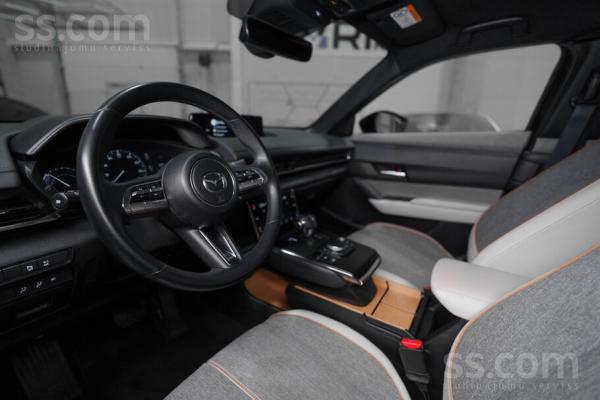 Серый Мазда MX 2020 в Рига, объемом двигателя 0.00 л и пробегом 70 тыс. км за 13290 €, фото 10 на AUTOMOTO.COM.LV